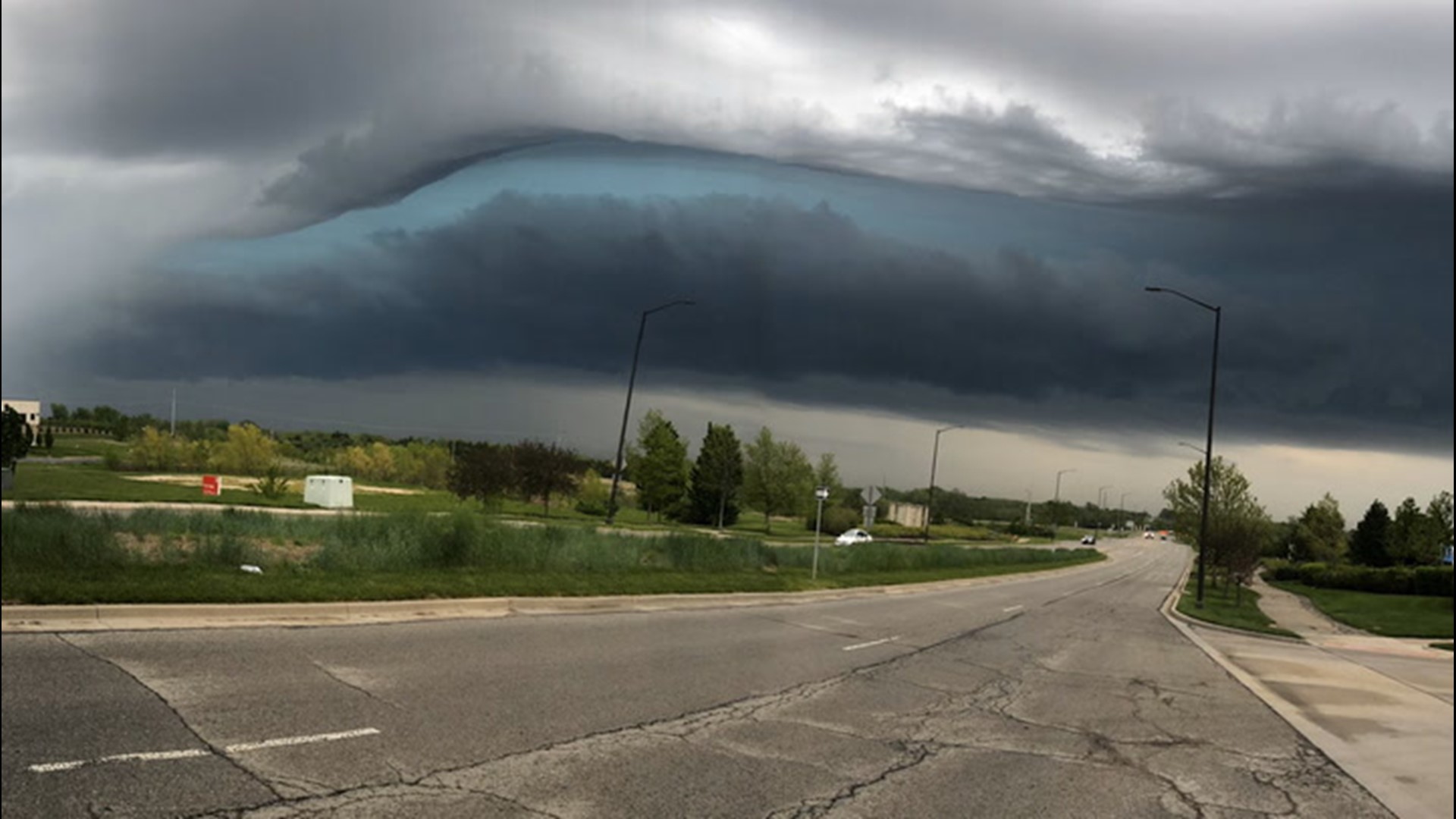 Shelf Cloud