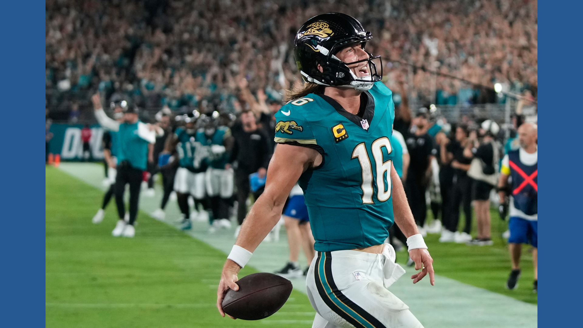 Trevor Lawrence's wild run lifts the Jaguars to a 31-28 win over ...