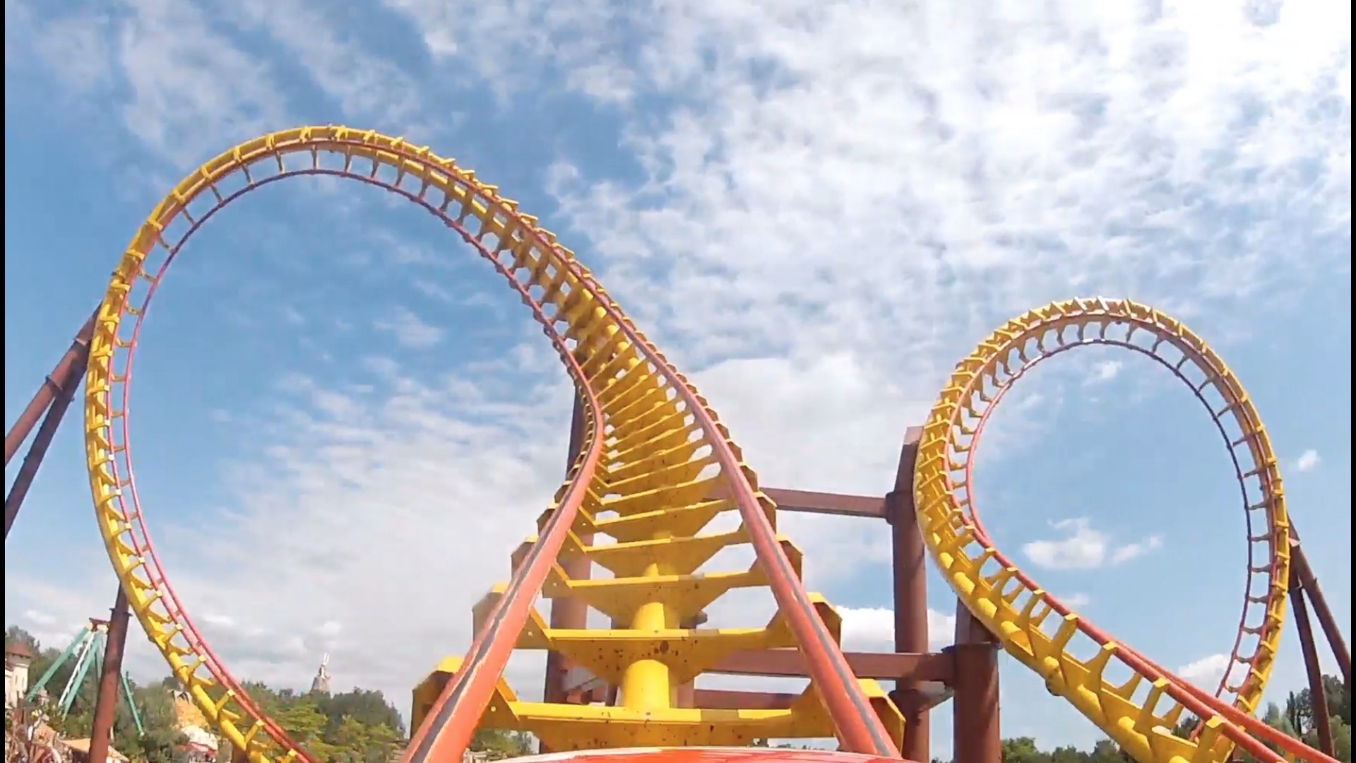 UK roller coaster gets stuck 235 up, forcing riders to climb down ...