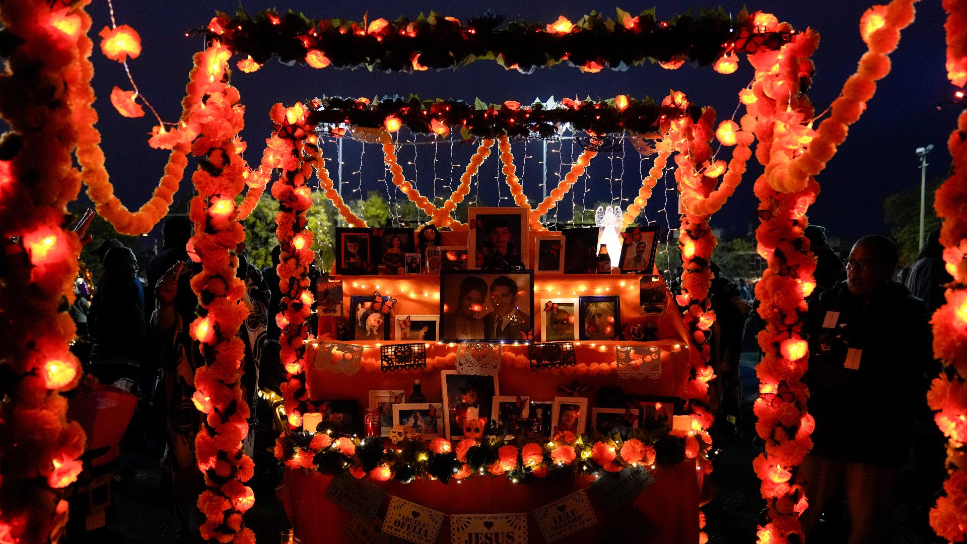 What is Día de los Muertos? Here's what to know about the Day of the ...