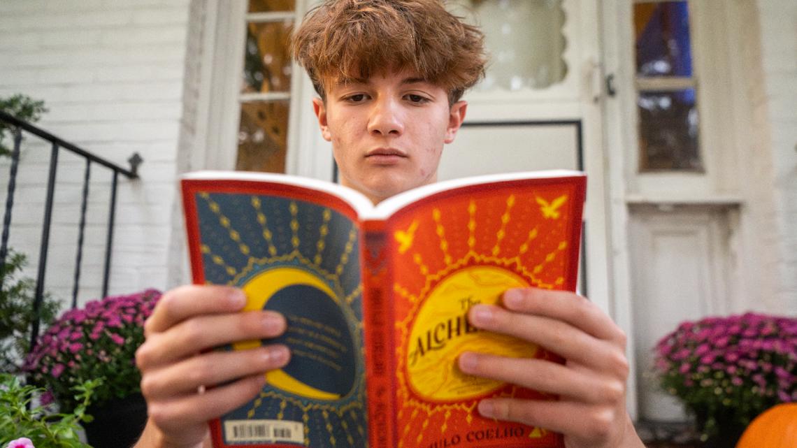 Why students are reading fewer books in English class | 13newsnow.com