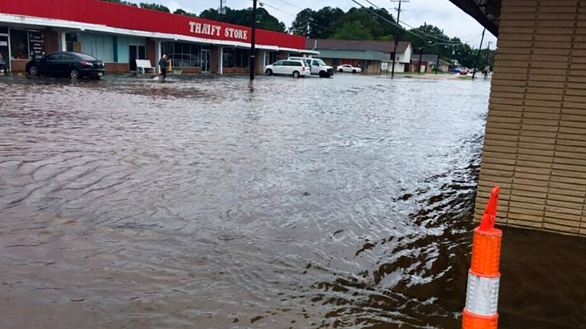 Heavy rain brings flooding across the Deep South | 13newsnow.com