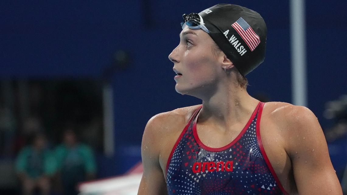 US swimmer Alex Walsh disqualified from bronze medal | 13newsnow.com