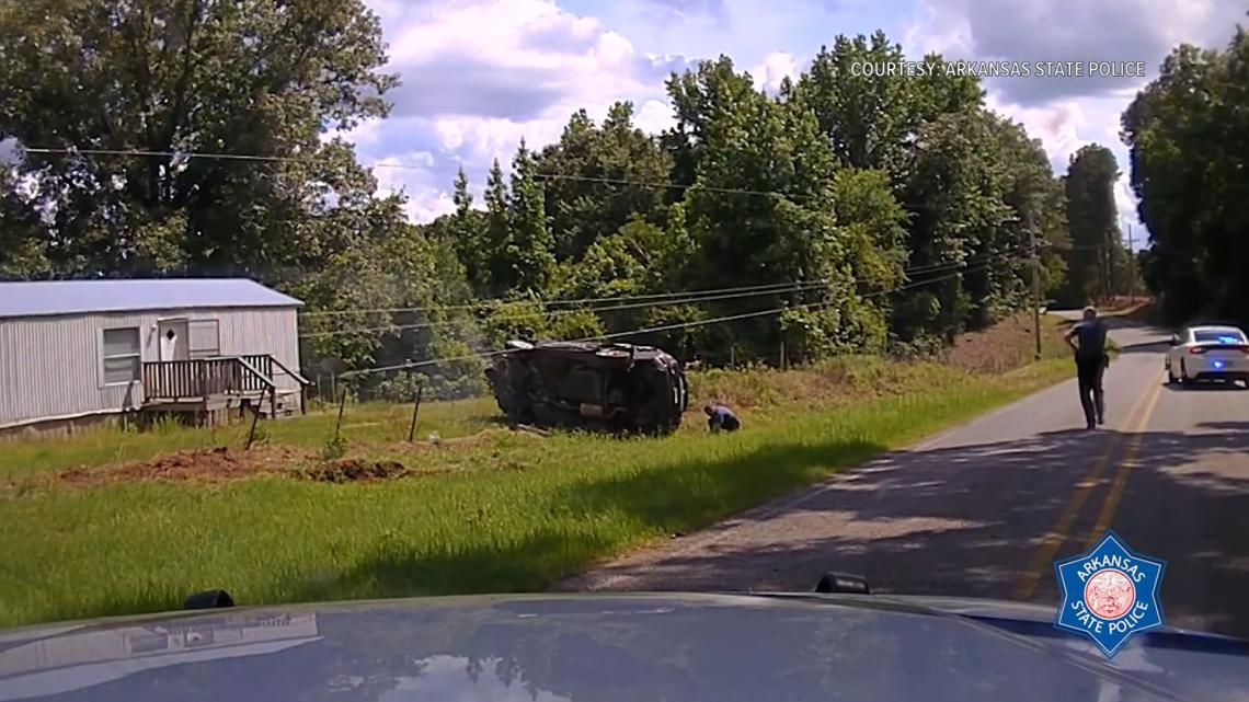 Baby ejected from car after Arkansas police pursuit ends in crash ...