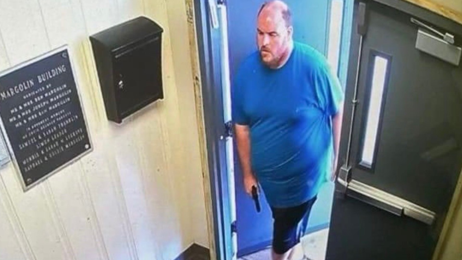 ABC News: Shooting outside Memphis Jewish school was 'targeted ...