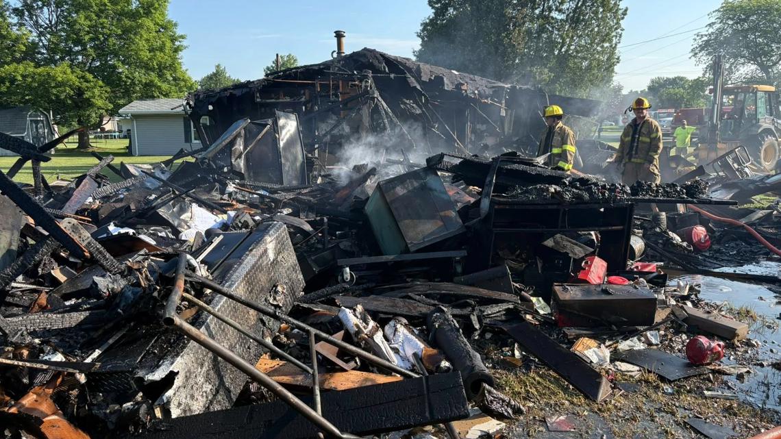 House explosion in Mansfield, Ohio: 3 firefighters injured, man ...