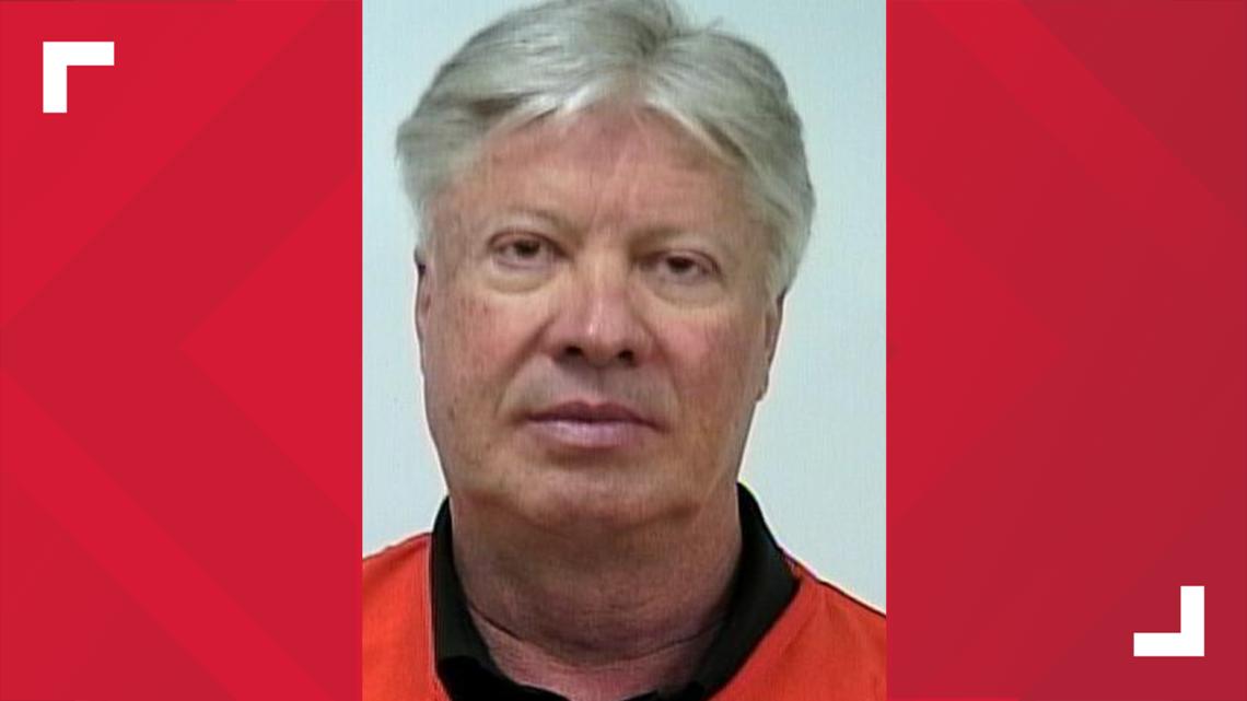 Texas megachurch founder Robert Morris turns himself in to jail ...