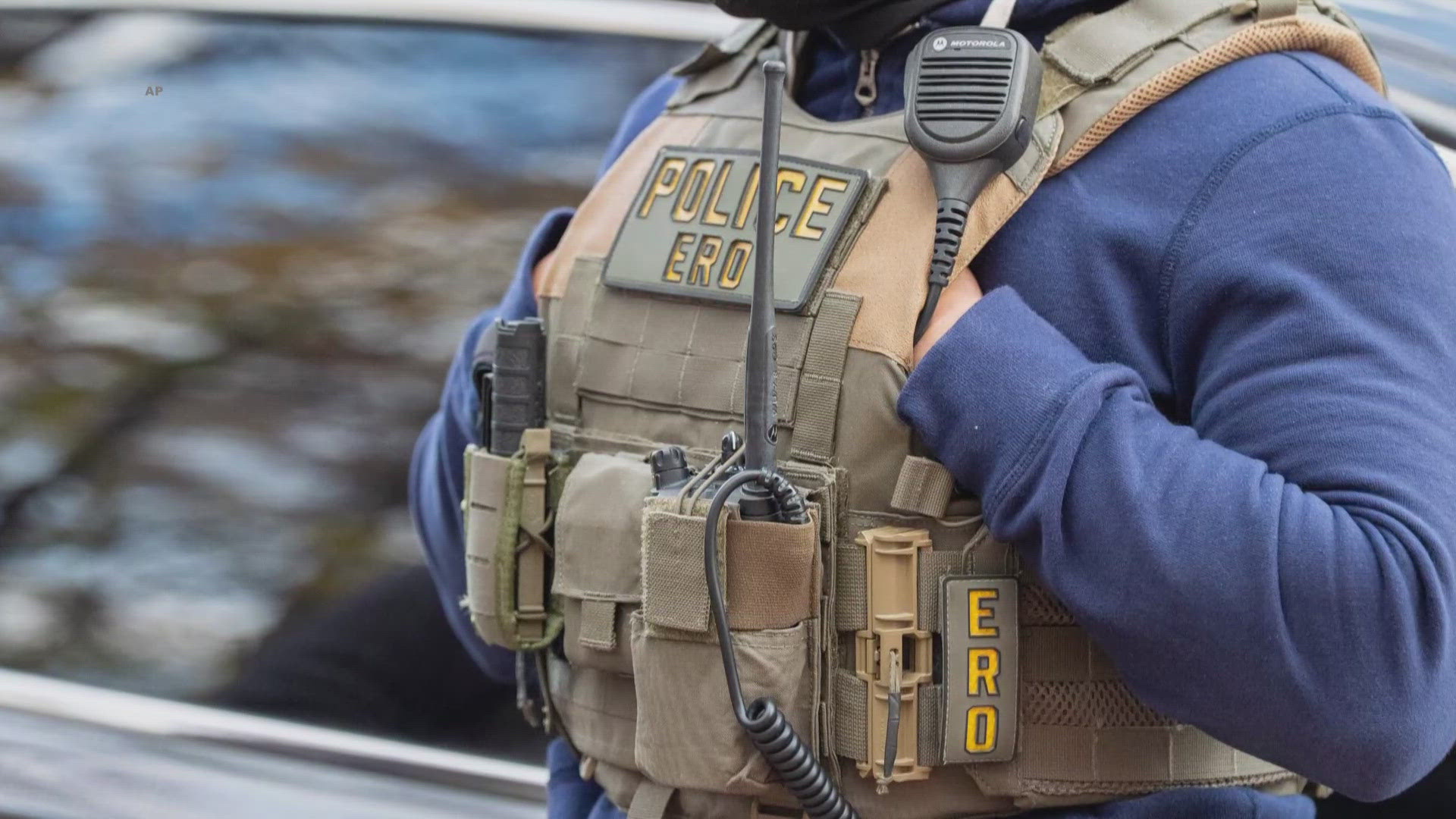 Verify: Yes, criminals have posed as ICE agents to kidnap and assault ...