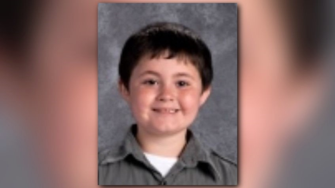 Missing Ohio boy found dead; manhunt for suspect ongoing | 13newsnow.com
