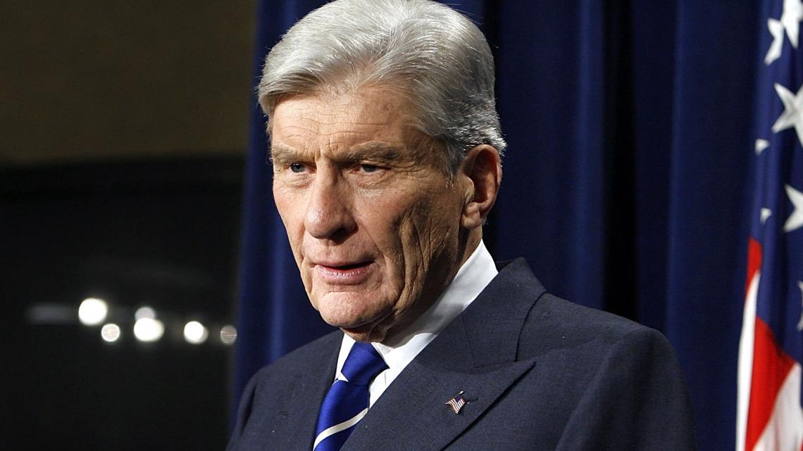 John Warner Virginia Senator dies at 94 | 13newsnow.com