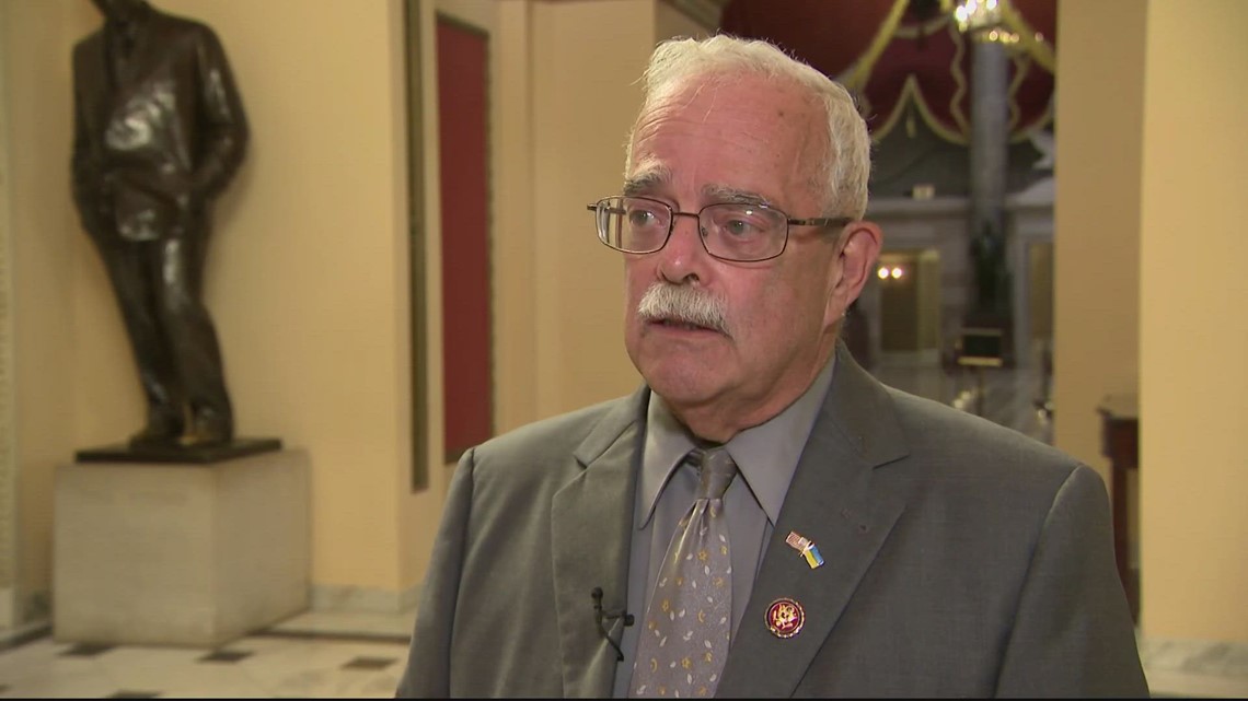 Rep. Connolly speaks after staffers attacked at Virginia office ...