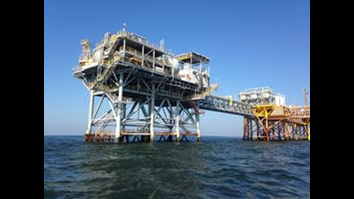 Senators question Mattis on compatibility of oil rigs, military ...