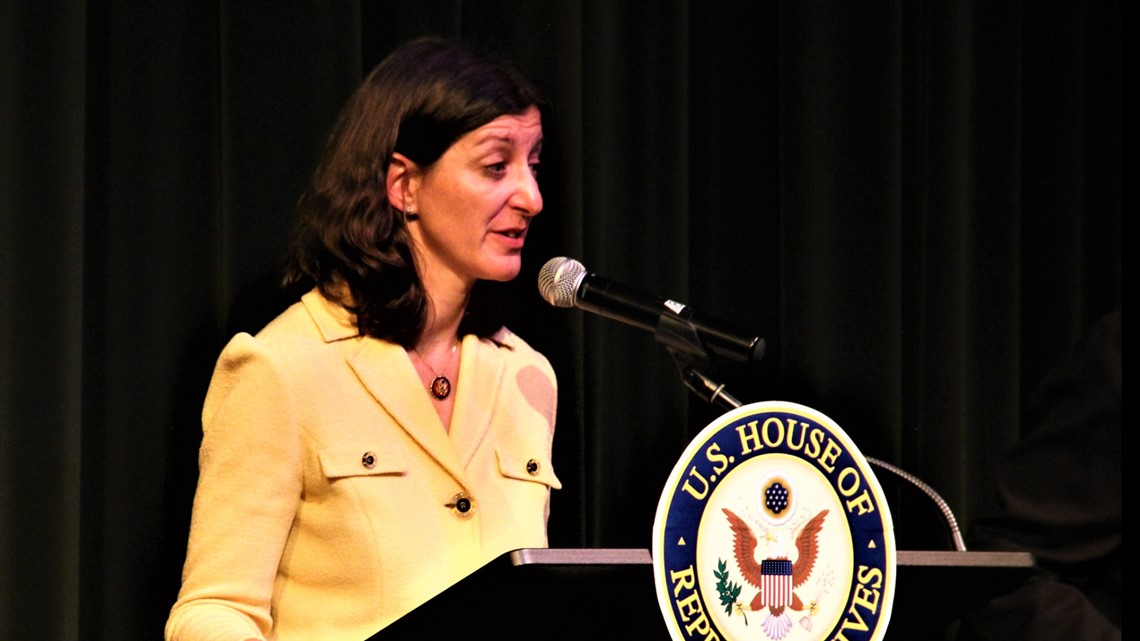 Congresswoman Luria announces Virginia Beach Town Hall | 13newsnow.com