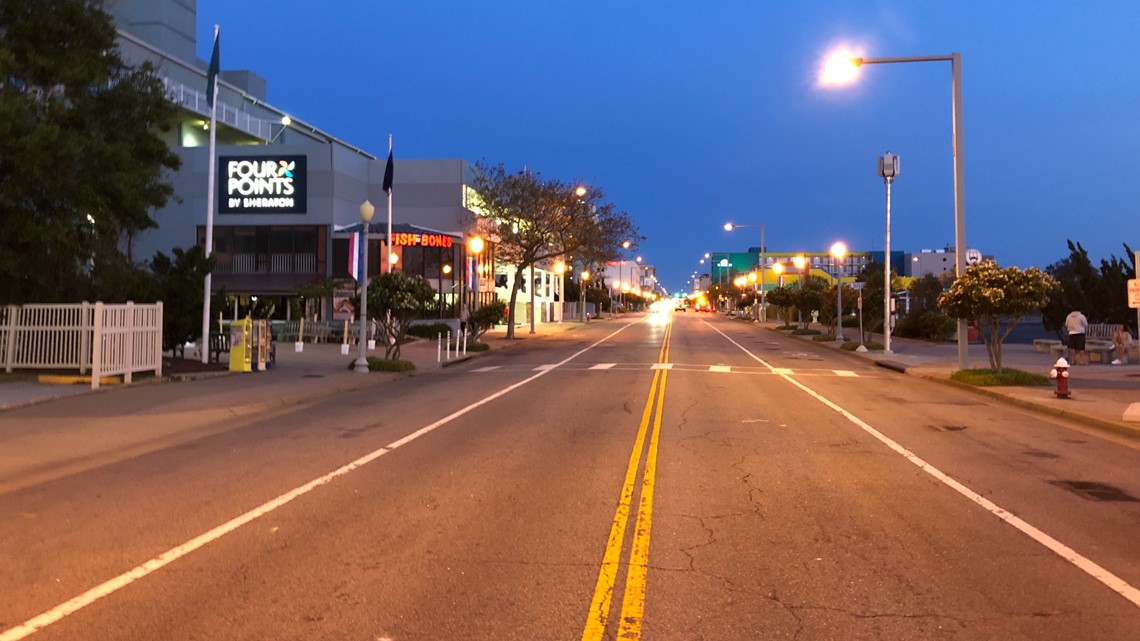 Virginia Beach Oceanfront empties as curfew starts | 13newsnow.com