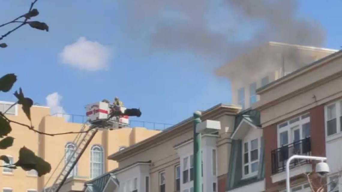 HVAC units catch fire on top of condo building in Norfolk | 13newsnow.com