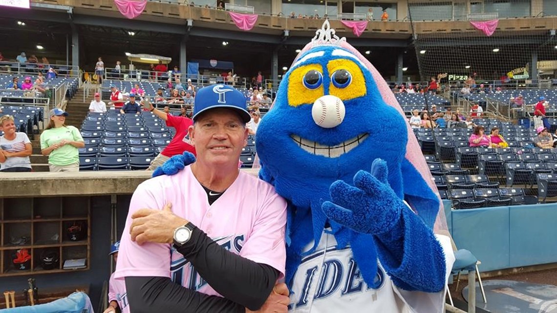 Former Norfolk Tides manager Ron Johnson dies from COVID-19 ...