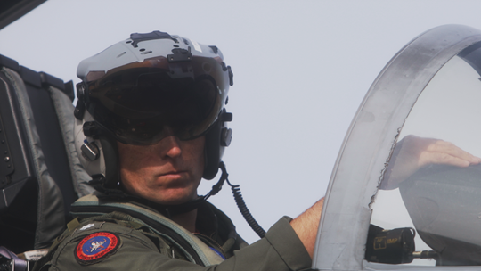 Growing Navy fighter pilot shortage raises serious military readiness ...