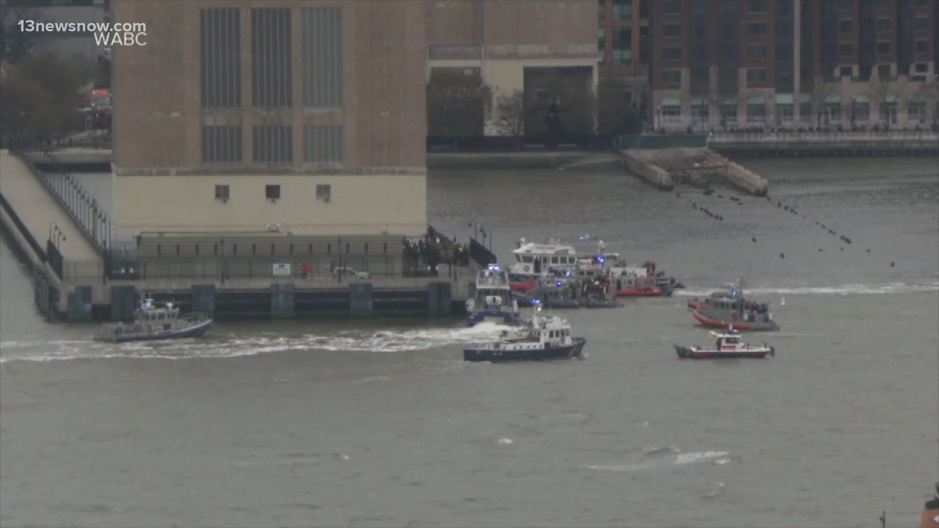 Live video: Helicopter crashes in Hudson River off Manhattan in NYC ...