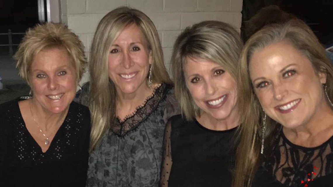 4 women who look alike discover they're sisters after DNA test ...