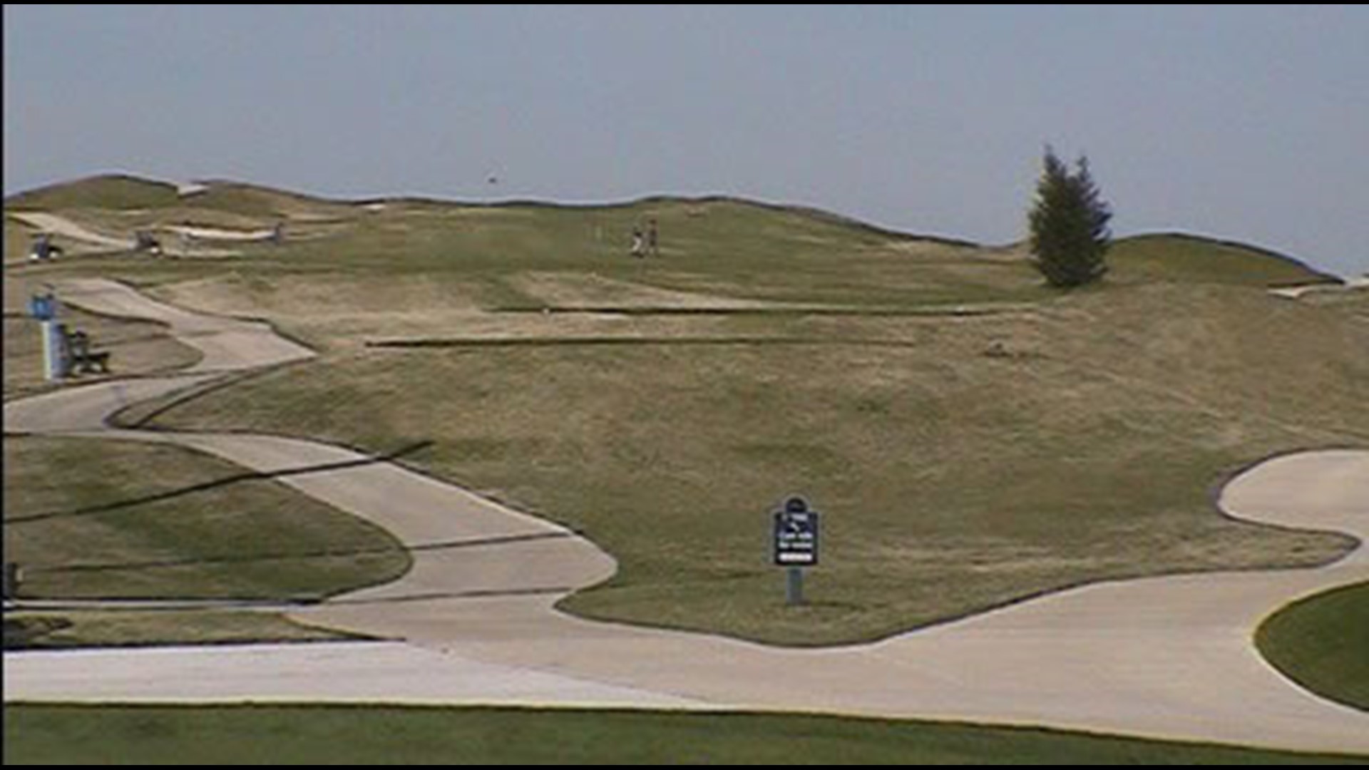 Erosion unearths old trash at Norfolk golf club | 13newsnow.com