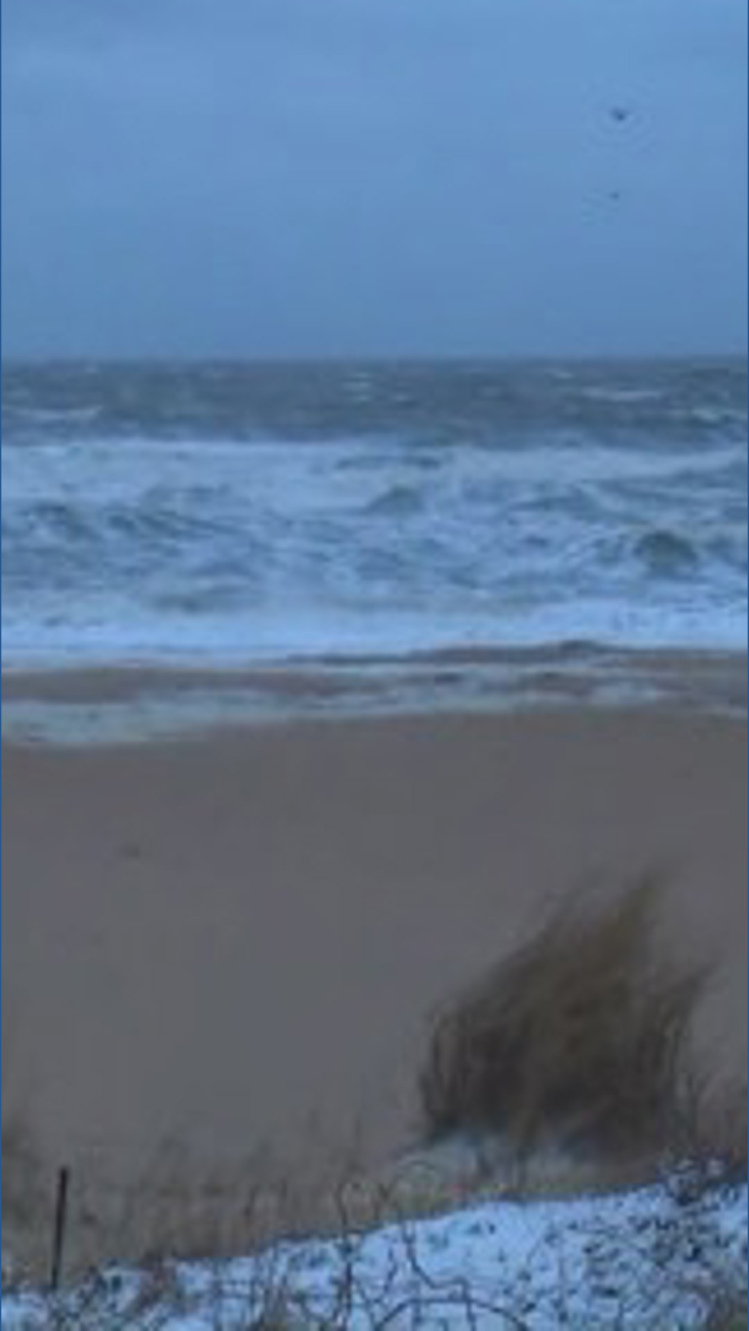 Winter weather conditions linger at Virginia Beach with cold, high ...