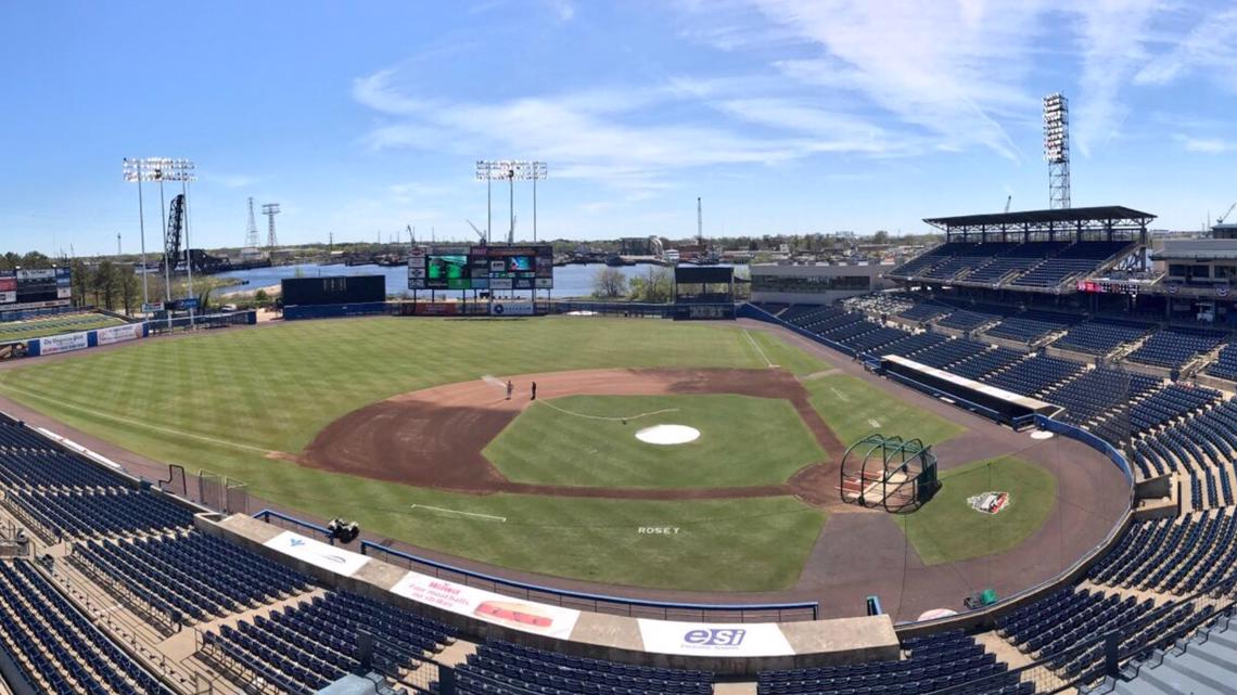 With no baseball, Norfolk Tides find ways to give back | 13newsnow.com