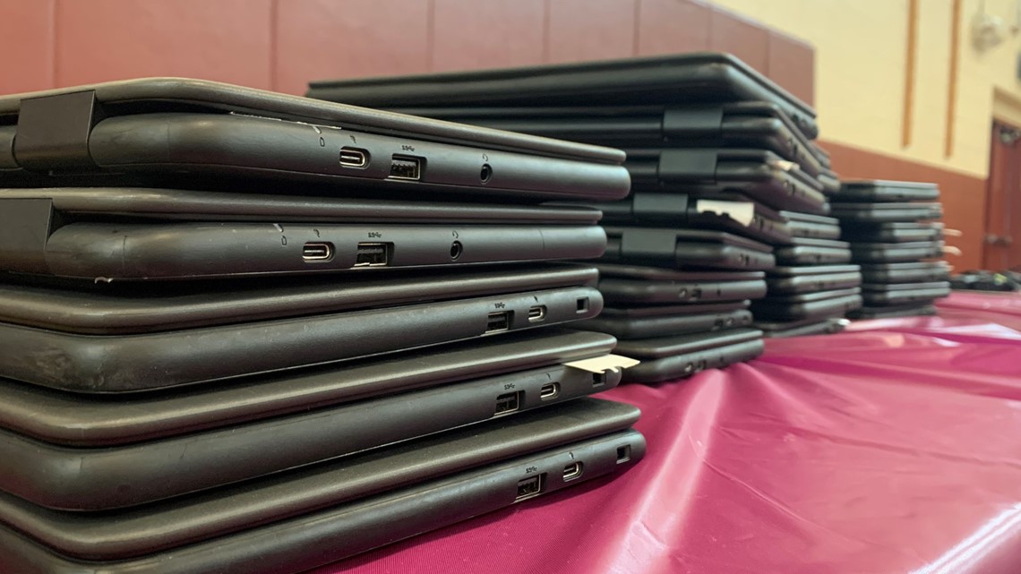 Newport News schools distribute laptops to students to prepare for ...