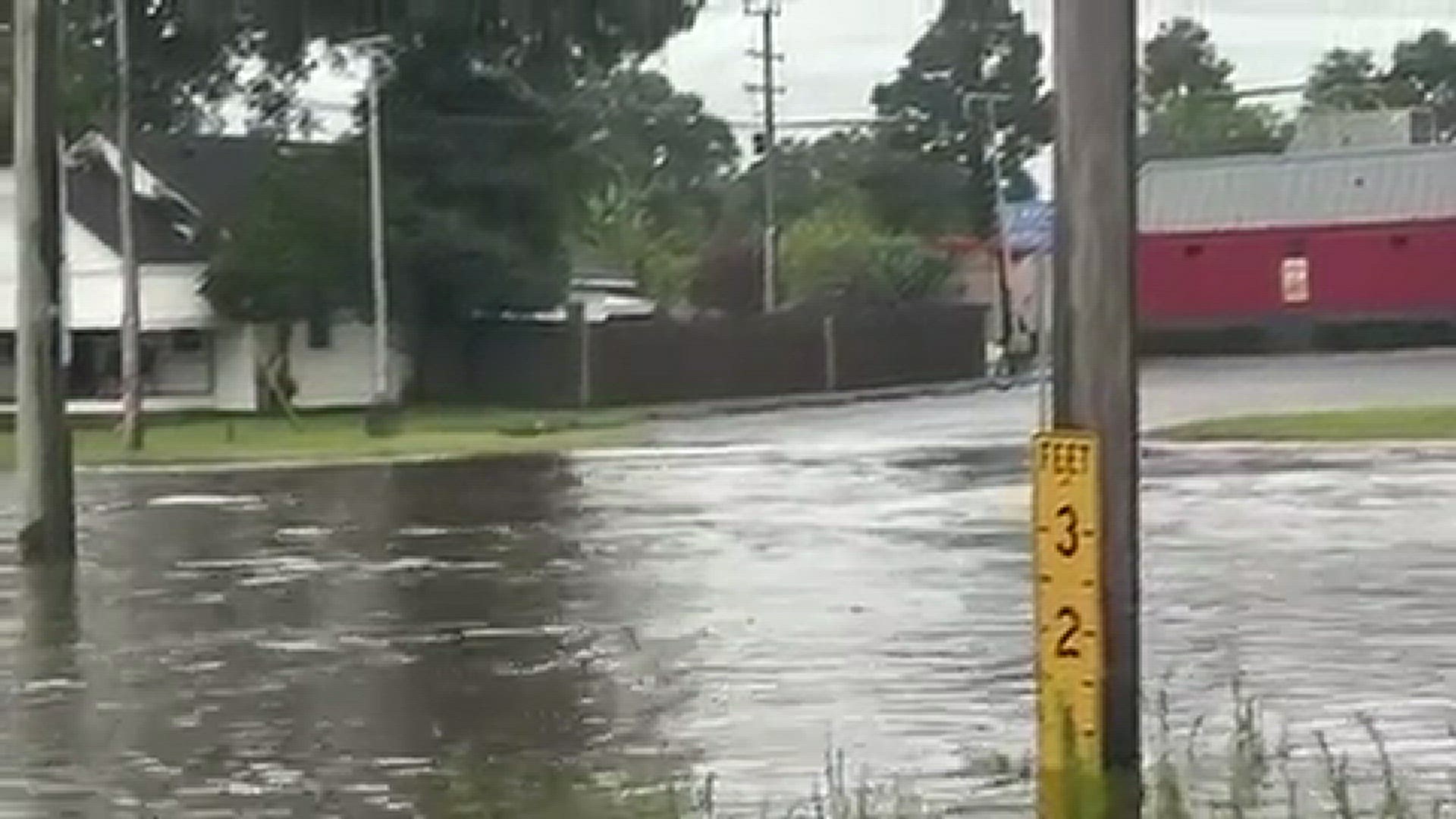 Weather watchers come out to the Virginia Beach Oceanfront to view ...