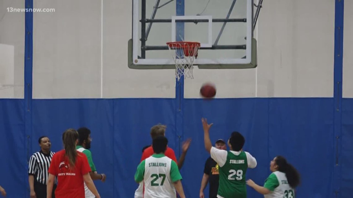 Green Run High School hosts inclusive basketball game | 13newsnow.com