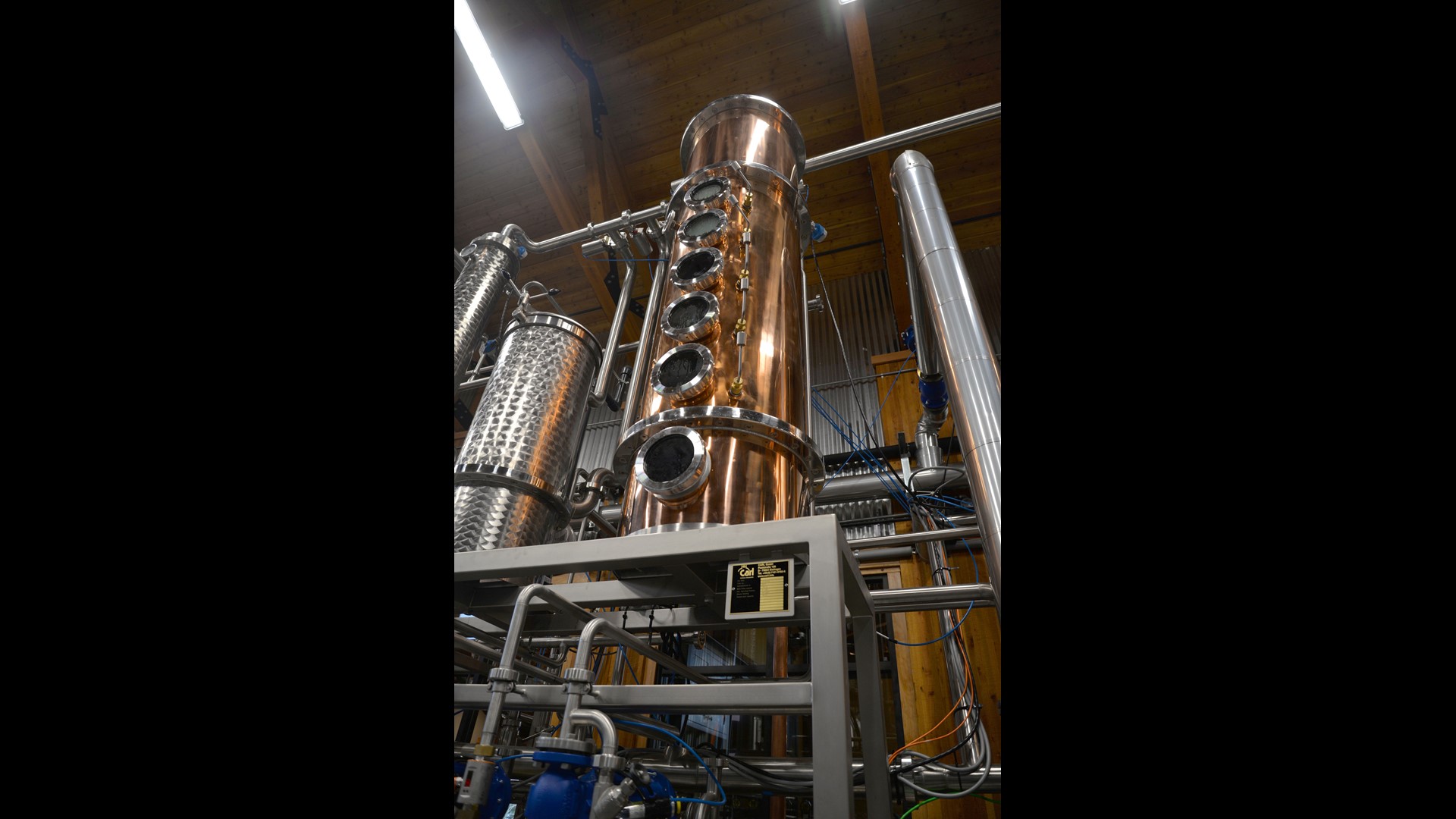 Devils Backbone Brewing introduces distillery | 13newsnow.com