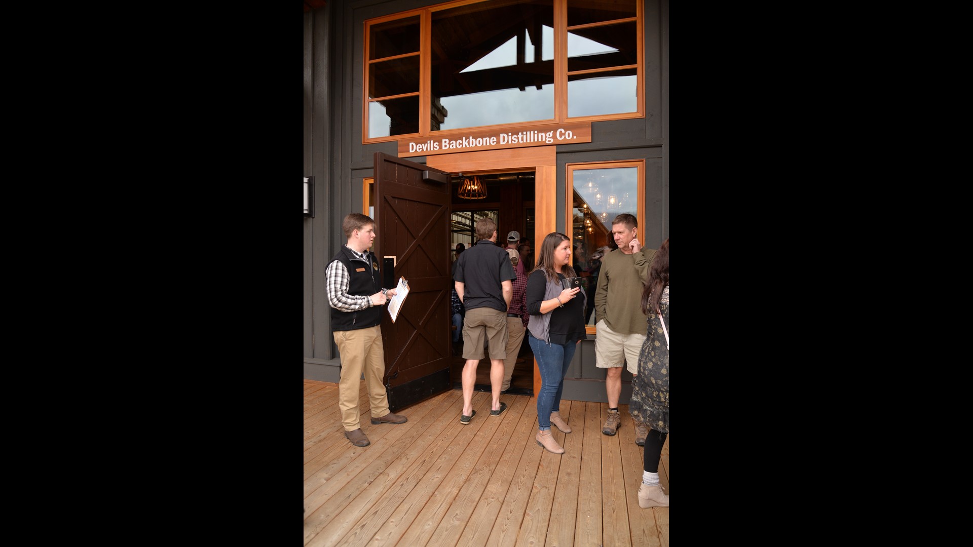 Devils Backbone Brewing introduces distillery | 13newsnow.com