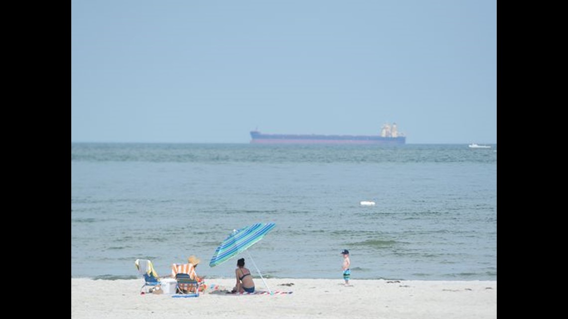 Four Virginia Shore beaches in running for top 10 in state | 13newsnow.com