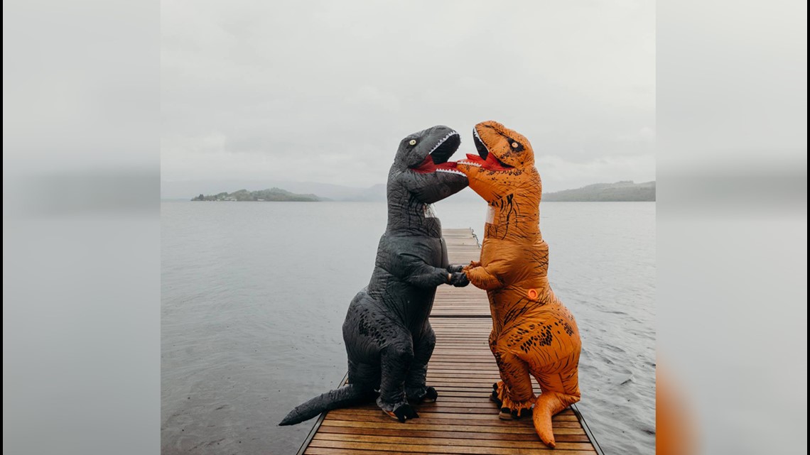 Norfolk couple goes viral in Scotland with T-Rex photo shoot ...