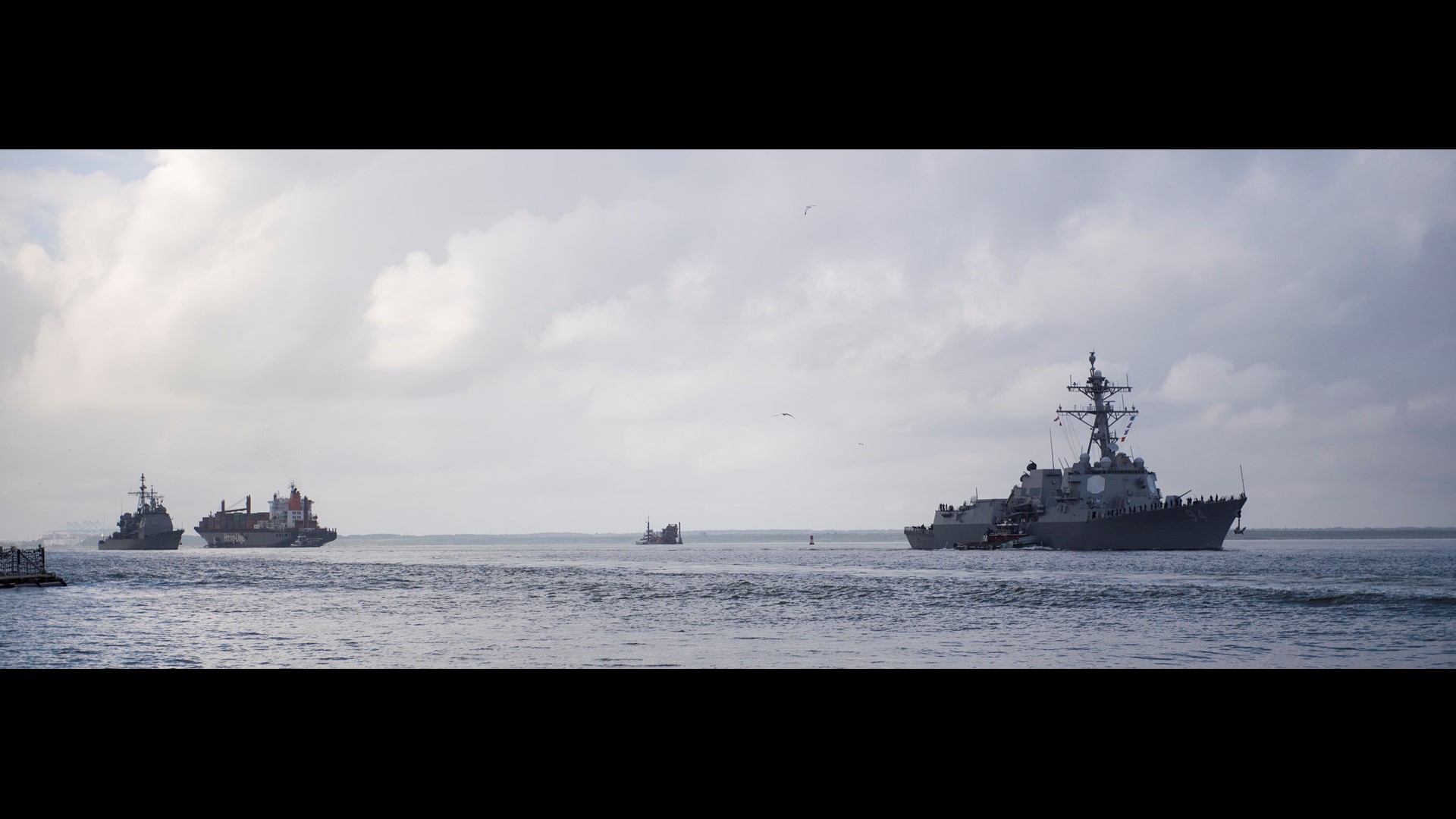 Hampton Roads Navy ships to sortie ahead of Hurricane Florence ...