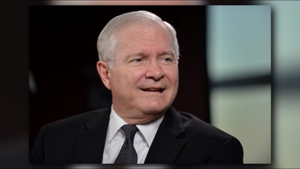 Robert Gates to stay on as William & Mary's chancellor | 13newsnow.com