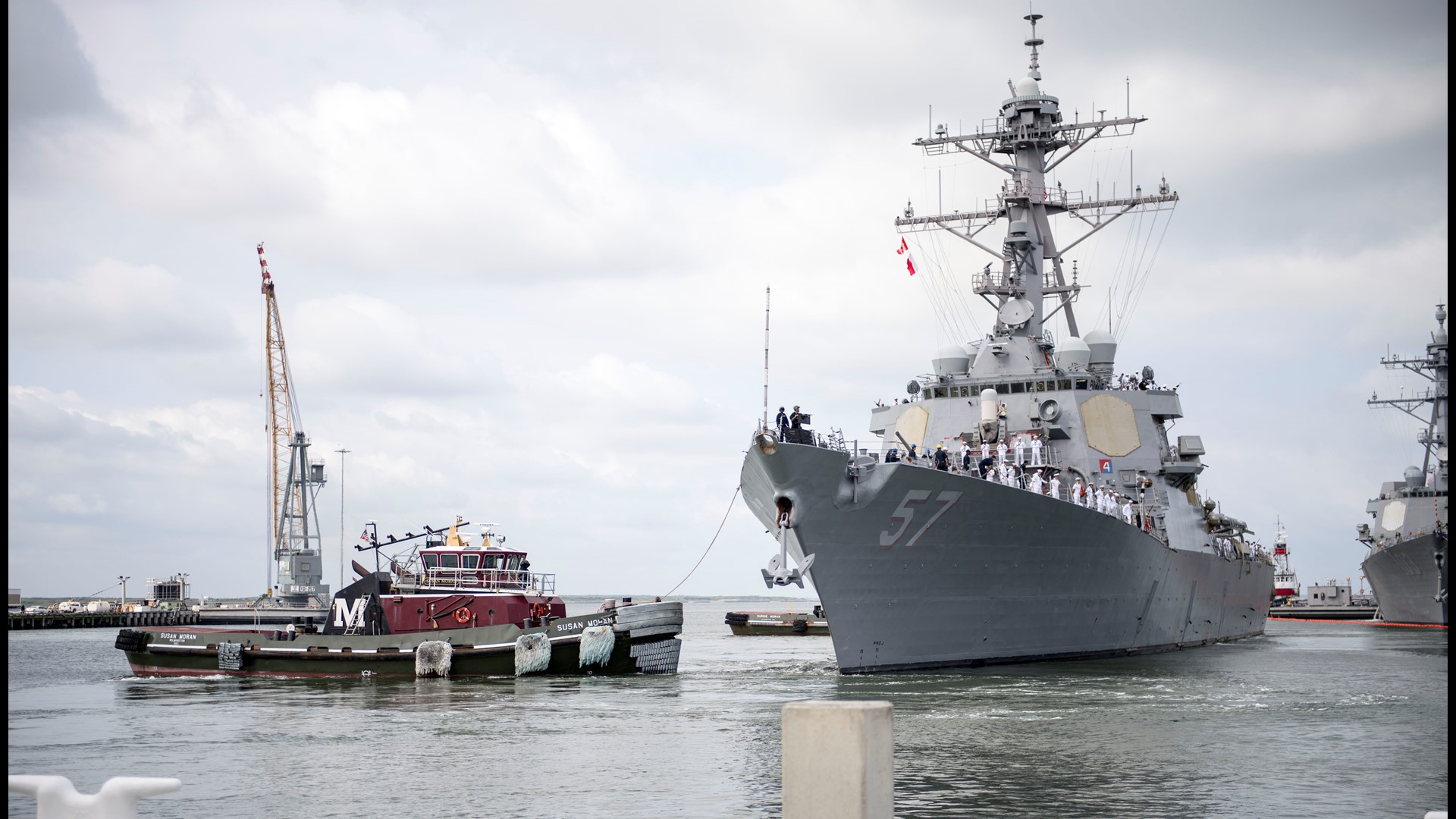 PHOTOS: USS Mitscher deploys | 13newsnow.com