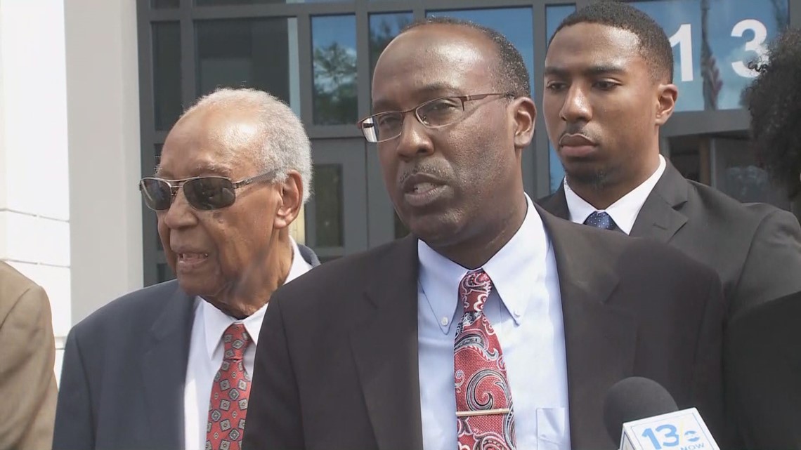 Portsmouth city councilman Mark Whitaker granted absolute pardon ...