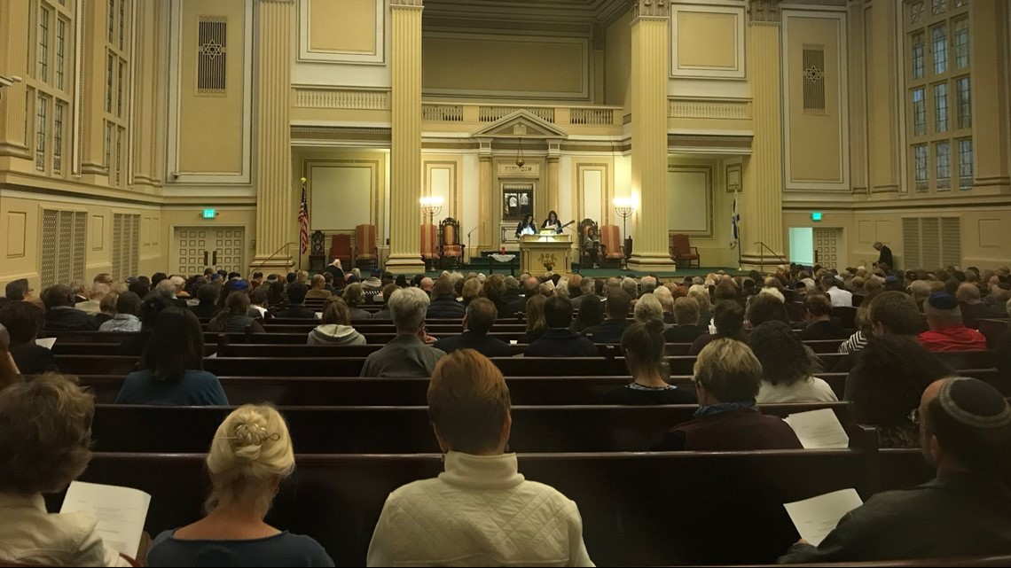 Community comes together at Norfolk synagogue to heal | 13newsnow.com