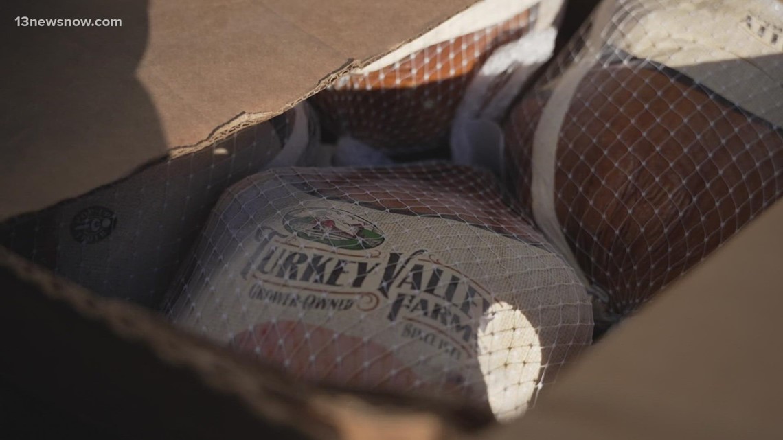 Norfolk Sheriff's Office gives out turkeys ahead of Christmas ...