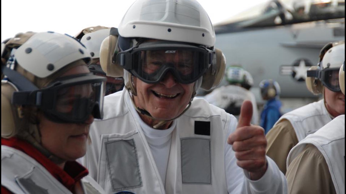 Bush remembered fondly at shipyard that built carrier bearing his name ...