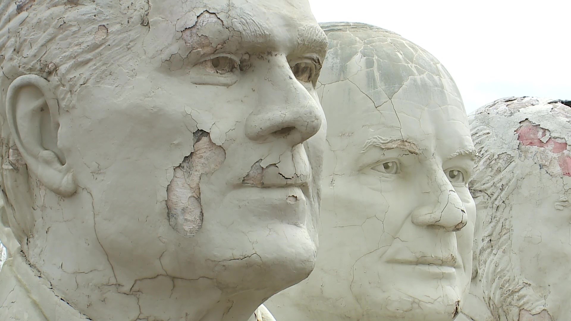 Opportunity to check out Presidential busts, possibly for the last time ...