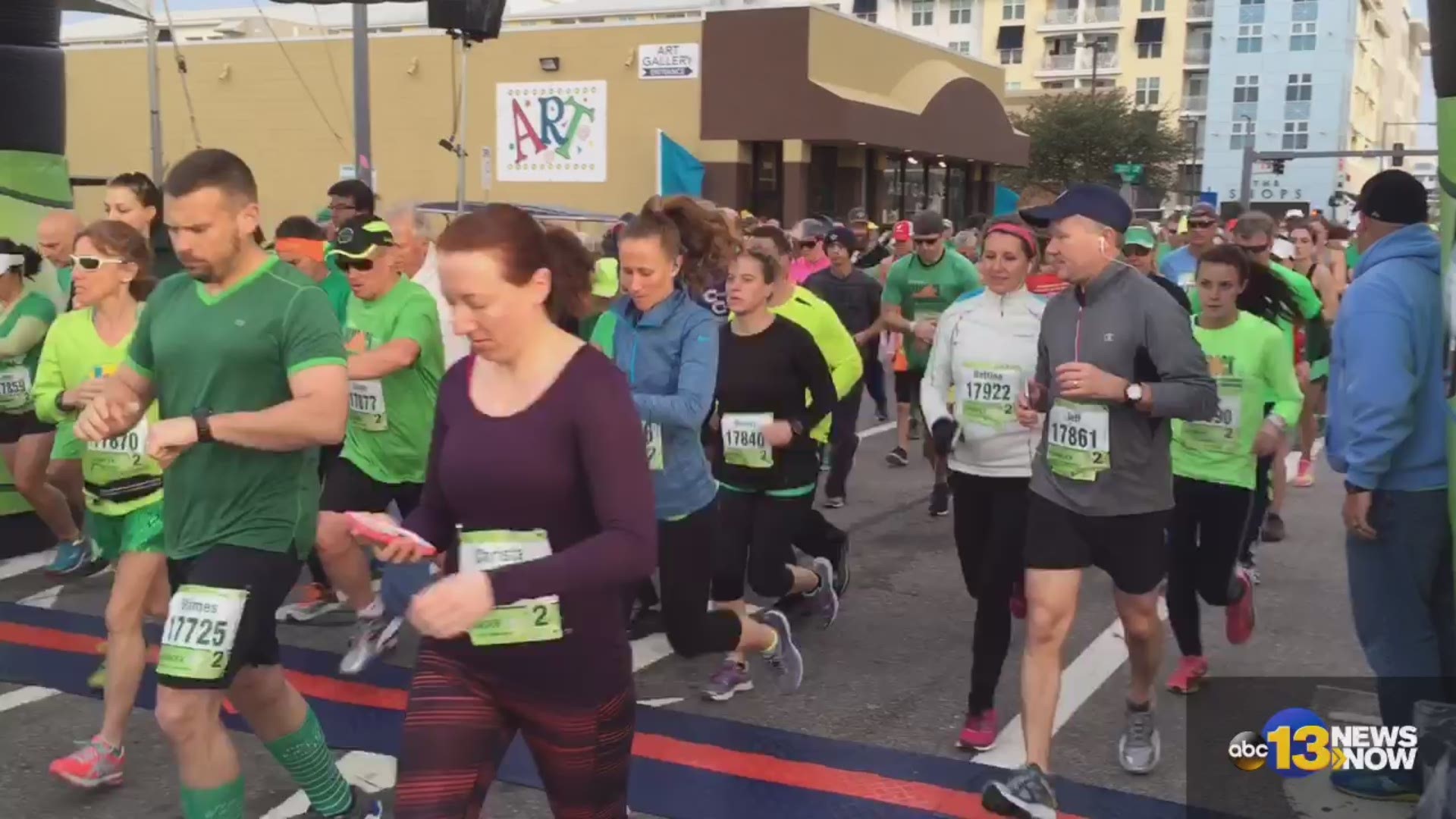 Thousands turn out for Shamrock Marathon | 13newsnow.com