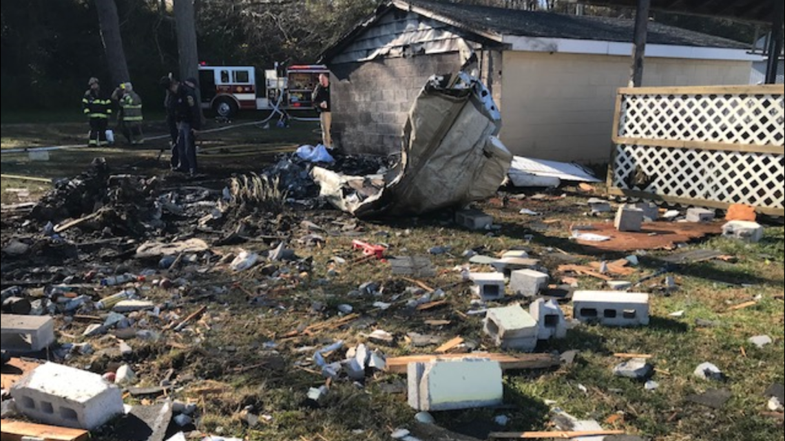 One dead after plane crash in Deltaville in Middlesex County ...