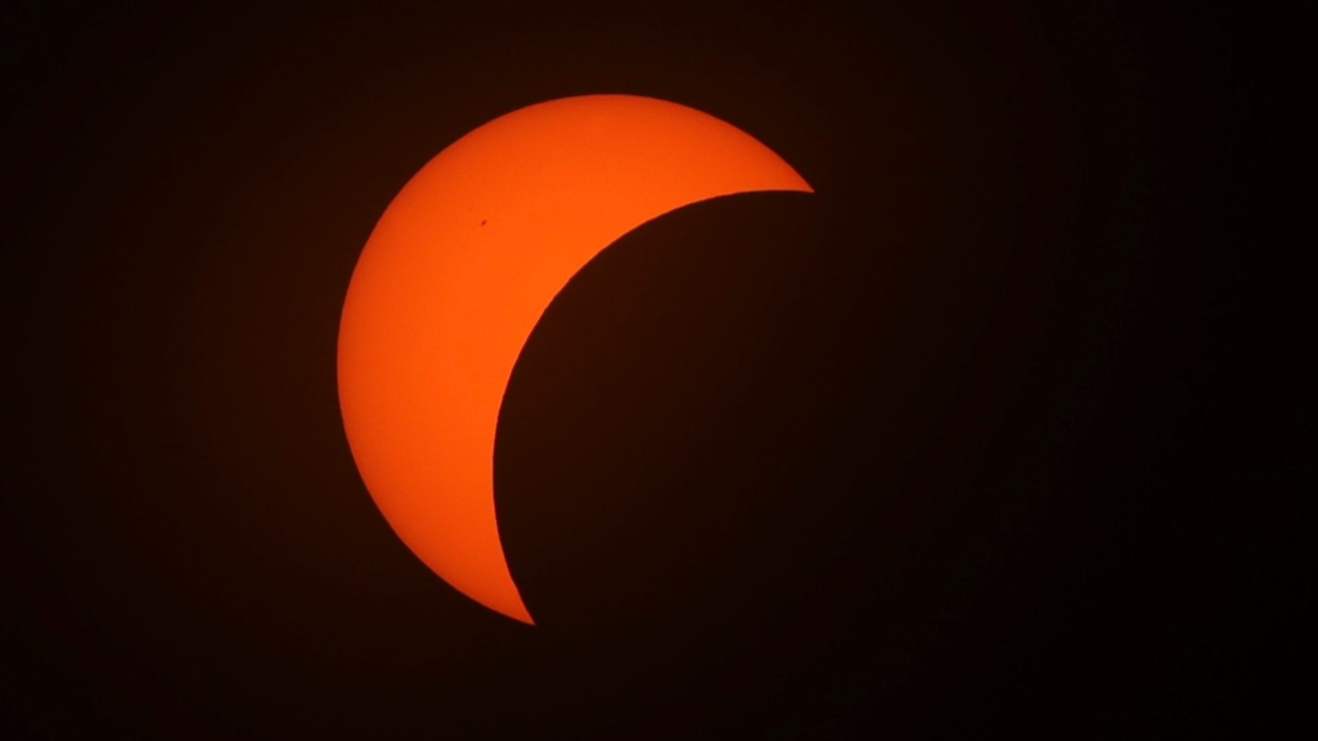 The latest solar eclipse updates from Virginia on April 8 | 13newsnow.com