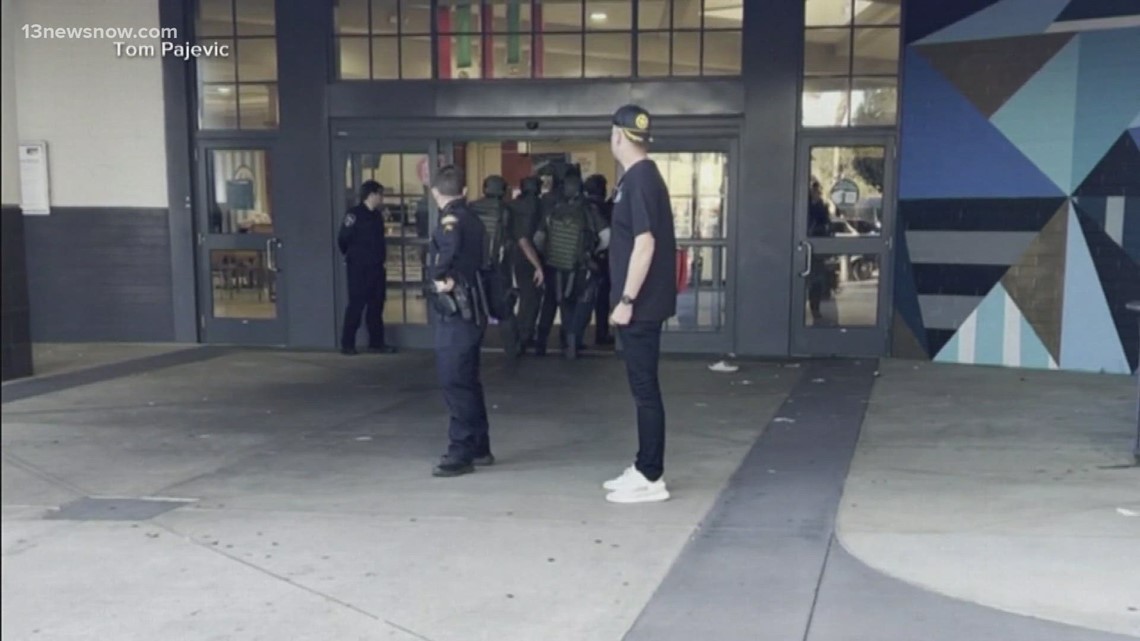 Manhunt underway after deadly Florida mall shooting | 13newsnow.com