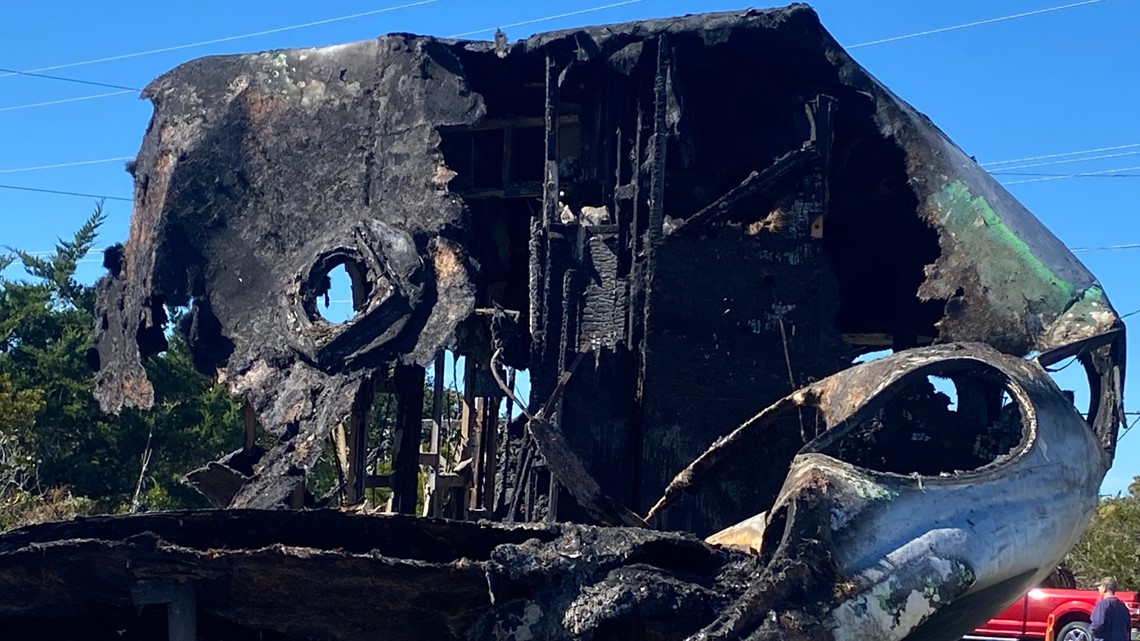 Frisco UFO spaceship: Fire destroys Outer Banks landmark | 13newsnow.com