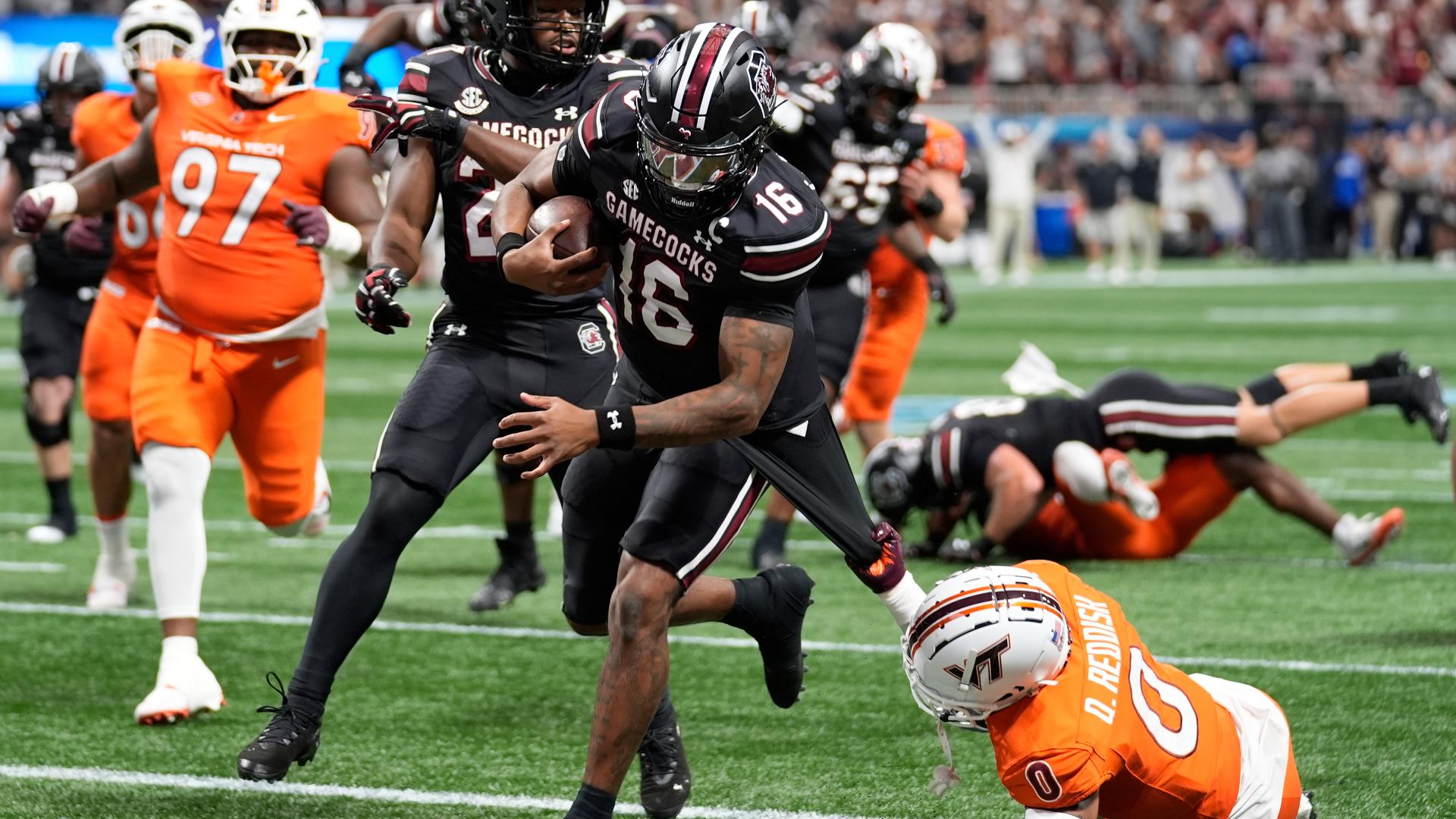 Swain’s punt return sparks South Carolina past Virginia Tech, 24–11, in ...