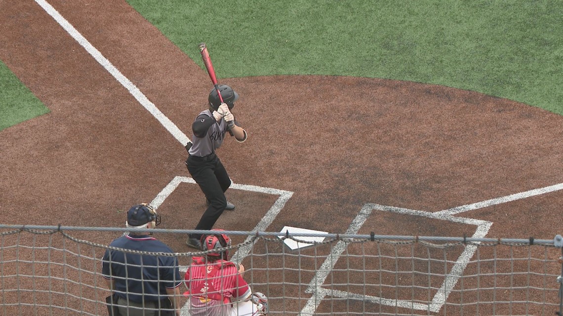 Hickory and Cox baseball advance to Class 5A semifinals | 13newsnow.com