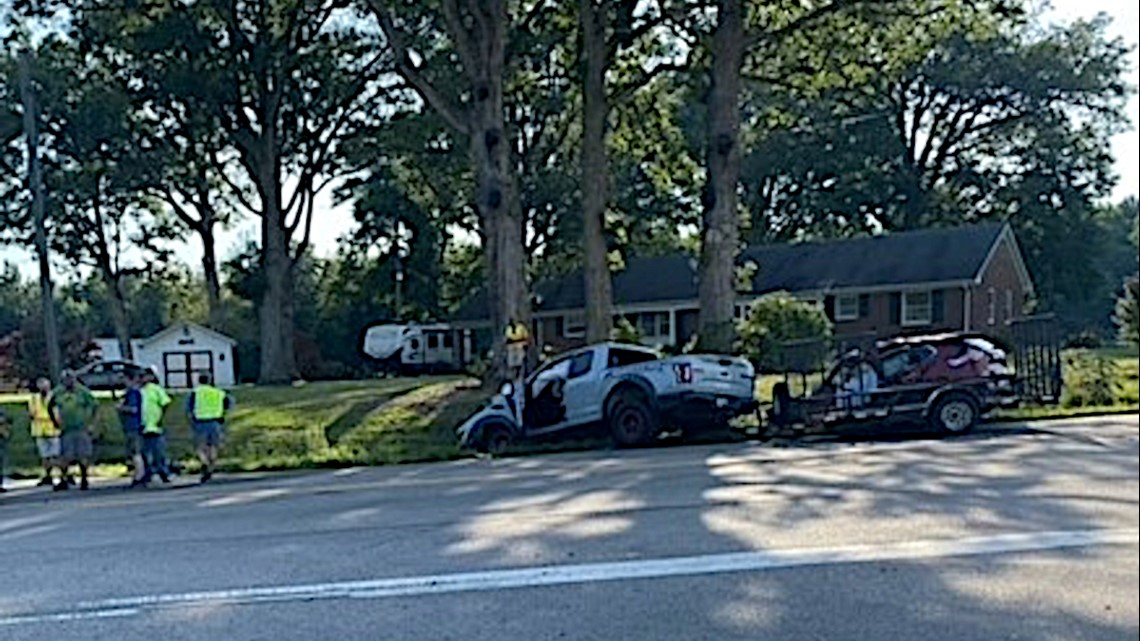 Two killed in crash in Sussex County Saturday | 13newsnow.com