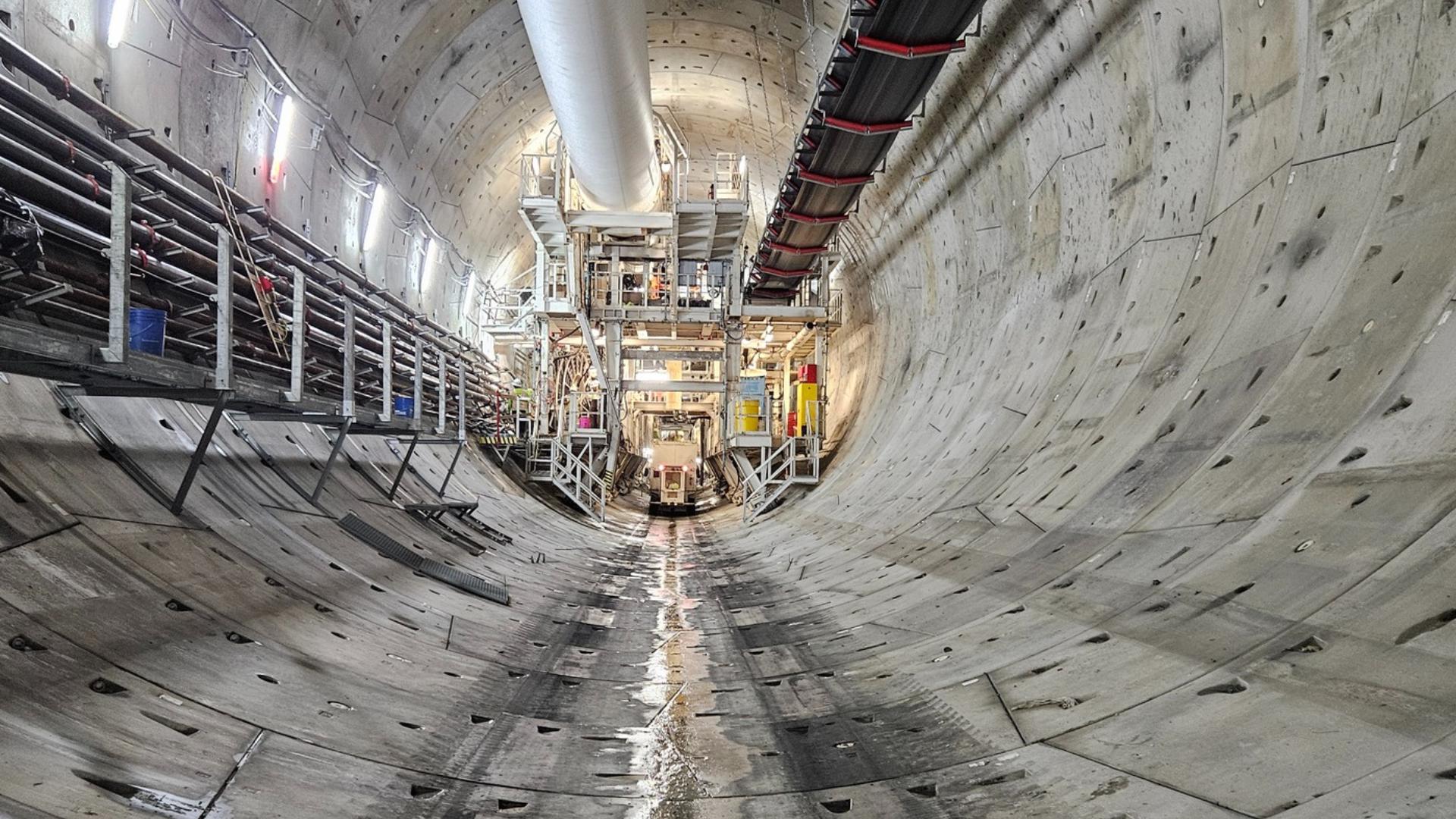 Chesapeake Bay Bridge-Tunnel expansion: Tunnel boring finishes ...